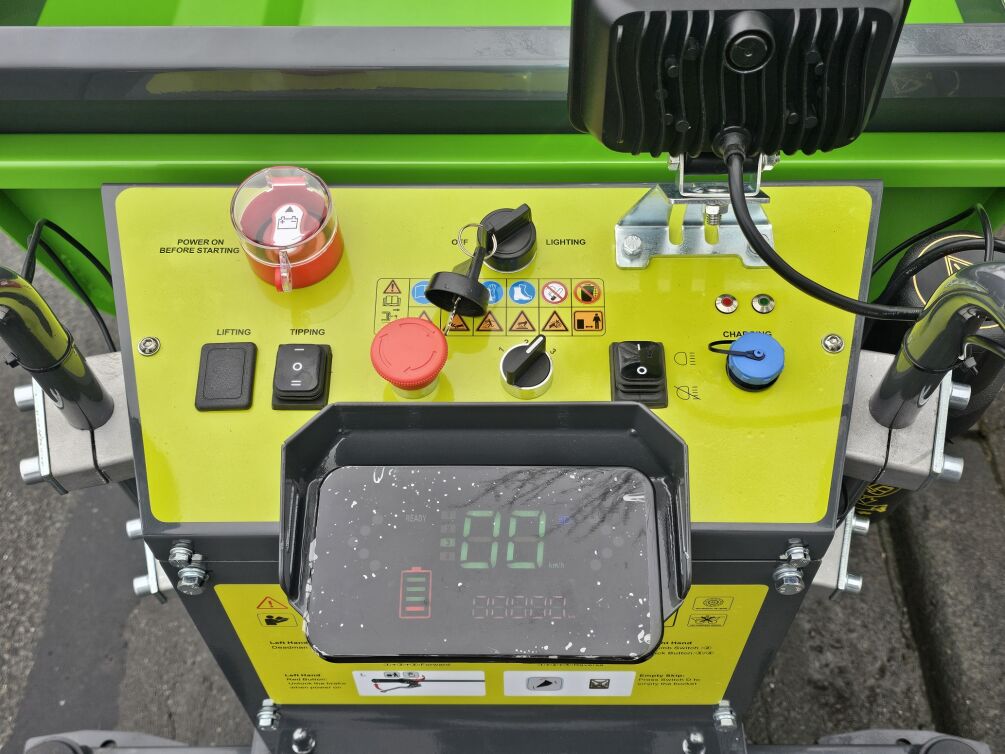 Elektro Minidumper 4x2 mit hydr. Kippung 500 kg - Delta-Competent