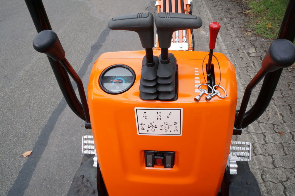 Minibagger CDM6010 - Delta-Competent